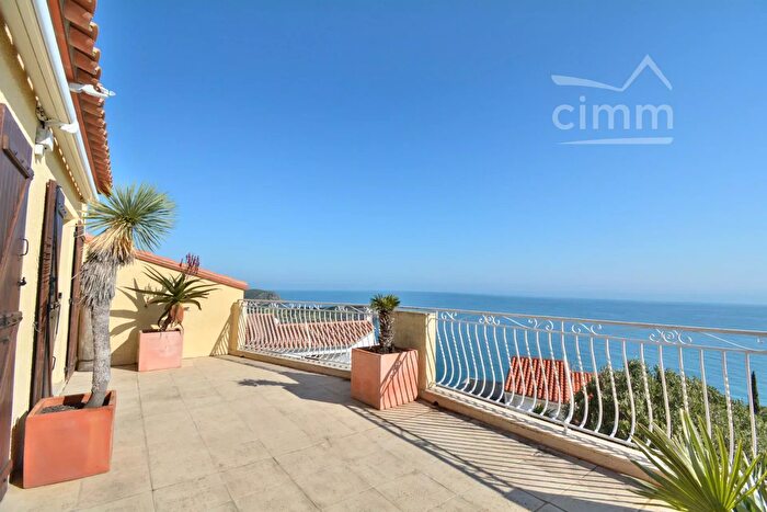 Maison à vendre - Cerbère - 6 pièces - 4 chambres