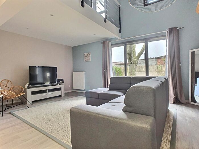 Maison à vendre - Bègles, Mairie, Bourg - 5 pièces - 3 chambres