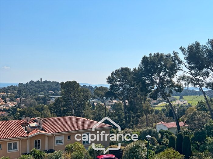 Appartement 4 pièces à vendre à Hyères, Costebelle, Almanarre
