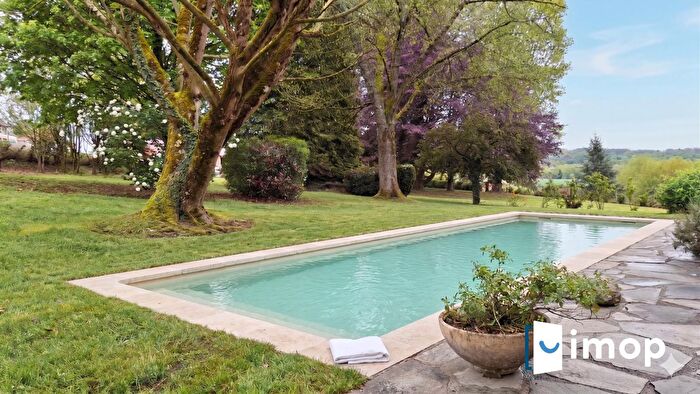 Saint-Genix-sur-Guiers : Maison 5 pièces à vendre