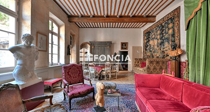 Arles, Centre-ville : Appartement 4 pièces à vendre