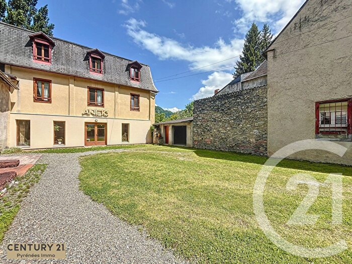 Maison à vendre - Cierp-Gaud - 15 pièces - 11 chambres