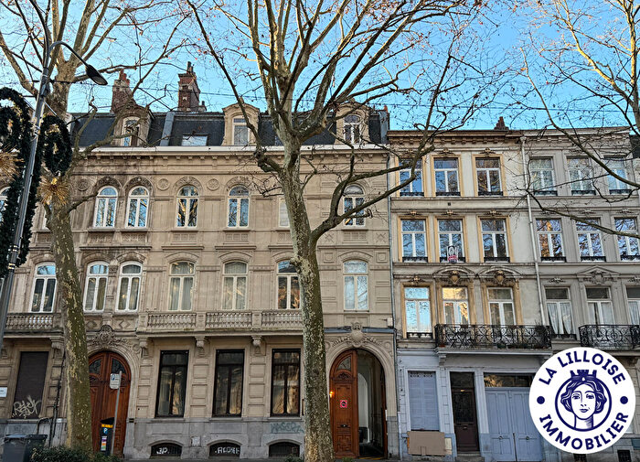 Appartement à vendre - Lille, Centre-ville, Euralille - 3 pièces - 2 chambres
