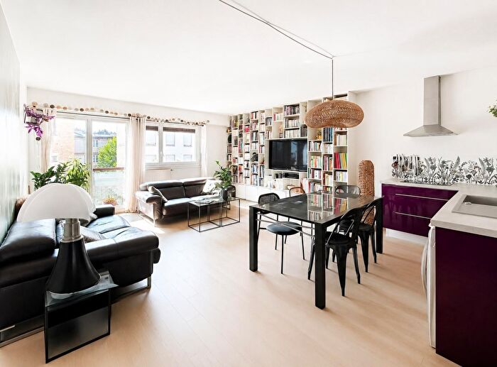 Appartement 5 pièces à Paris 20ème, Télégraphe, Pelleport, Saint-Fargeau, à vendre