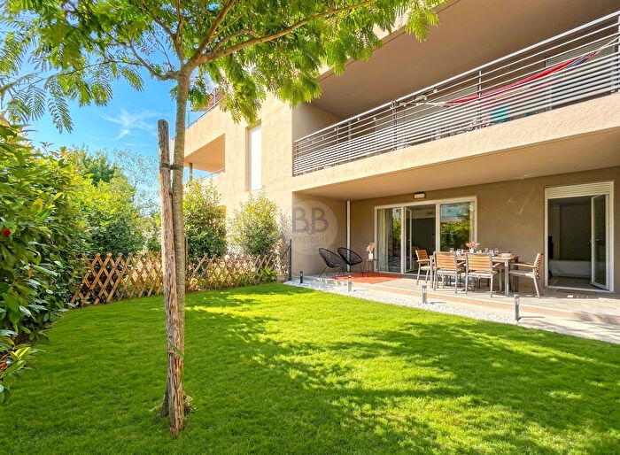 Appartement à vendre - Fréjus - 2 pièces - 1 chambre