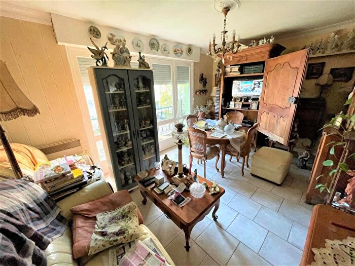 Appartement à vendre - Cognac, Champ de Foire - 3 pièces - 2 chambres