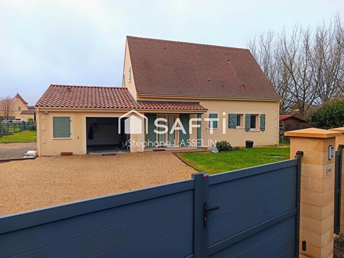 Maison à vendre - Saint-Julien-de-Lampon - 5 pièces - 3 chambres