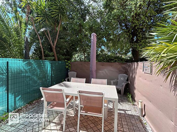 Appartement à vendre - Bormes-les-Mimosas, La Favière, Le Gau, Cap-Bénet, Cabasson, Plages - 1 pièce