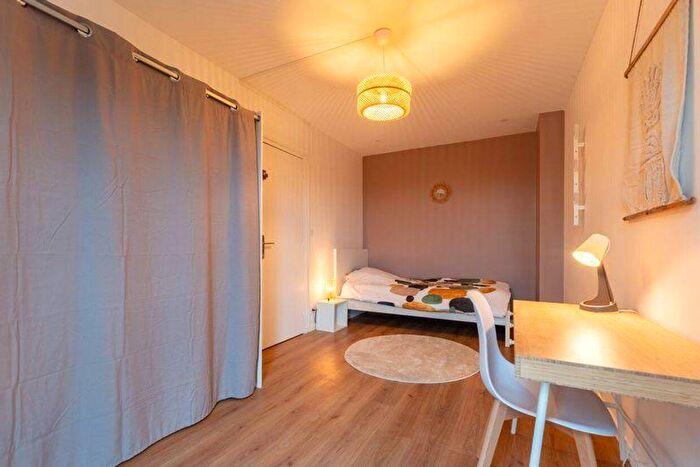 Appartement à louer - Grieu-Vallon Suisse-Saint Milaire-Mont Gargan, Rouen - 1 pièce