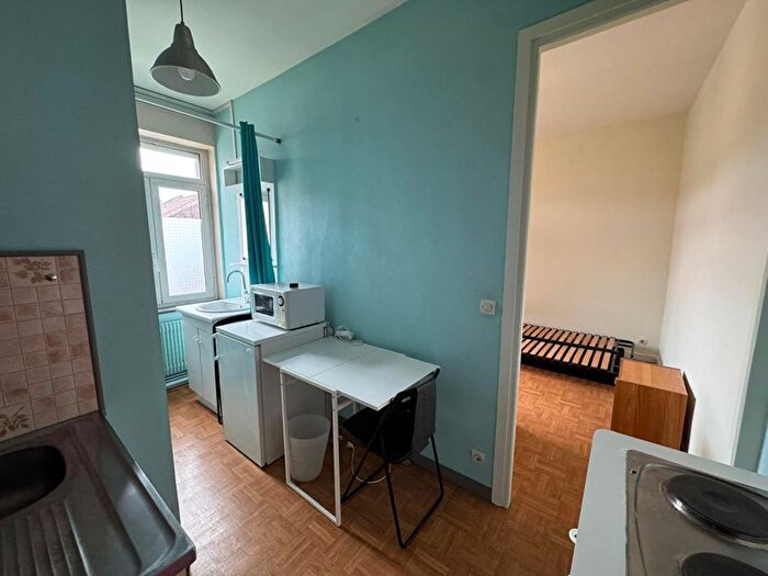 Appartement 1 pièce à Loos, Centre-ville, à vendre
