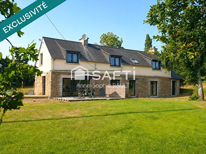 Plédran - Maison 8 pièces à vendre