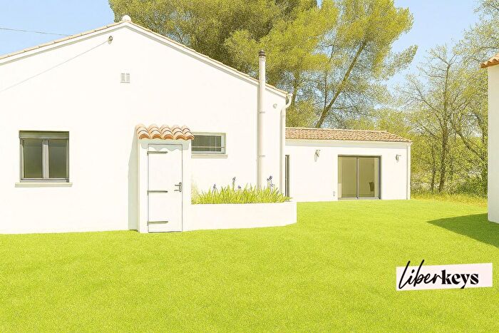 Maison 5 pièces à Pourrières, à vendre
