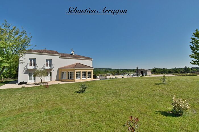 Maison à vendre - Villeneuve-sur-Lot, Zone rurale Nord - 6 pièces - 5 chambres