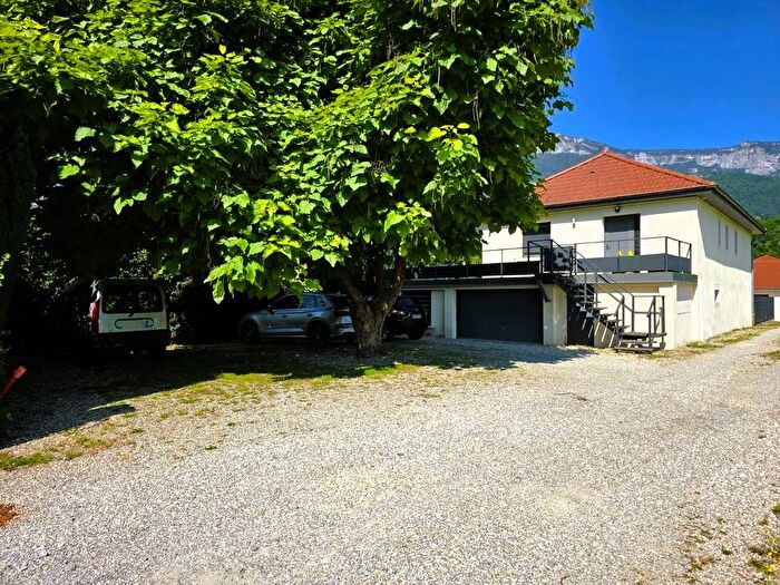 Maison à vendre - Barraux - 6 pièces - 3 chambres