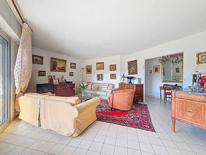 Appartement à vendre - Bourg-la-Reine, Centre-ville - 5 pièces - 4 chambres