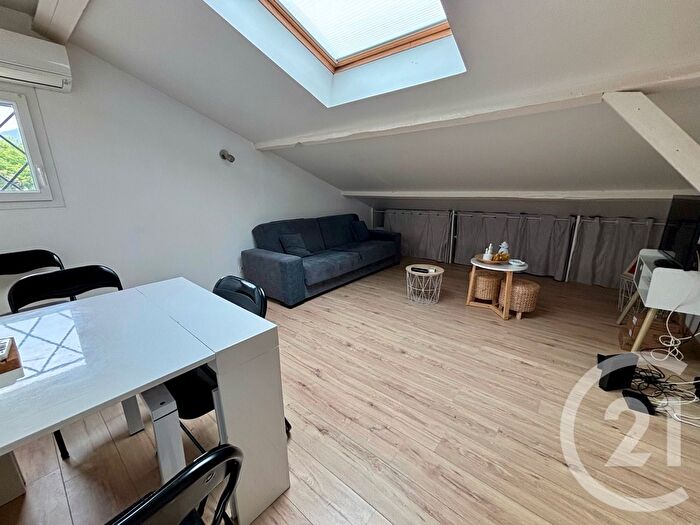 Appartement à louer - Urrugne - 1 pièce - 1 chambre