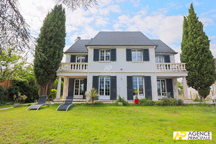 Maisons-Laffitte, Est - Maison 8 pièces à vendre