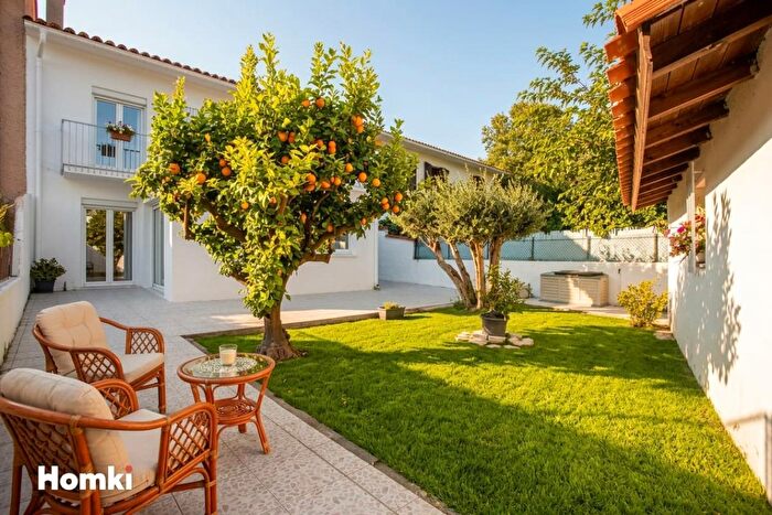 Perpignan, Moyen-Vernet : Maison 7 pièces à vendre