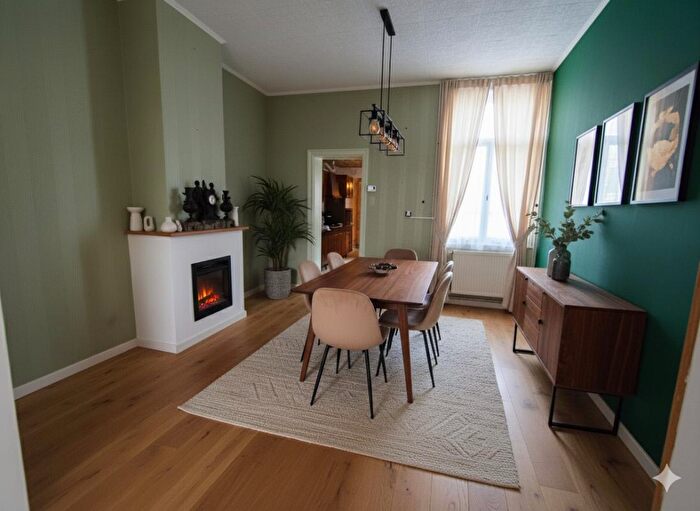 Maison à vendre - Hénin-Beaumont, Sud - 4 pièces - 3 chambres