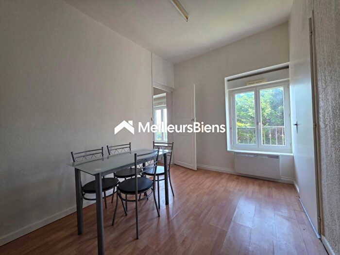 Appartement 2 pièces à vendre - Bourgoin-Jallieu, Libération, Barbusse