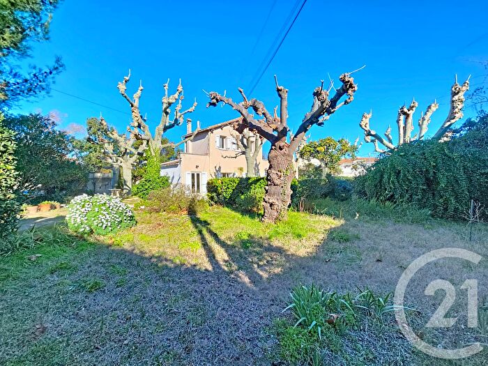 Maison à vendre - Marseille e , Pointe Rouge - 6 pièces - 4 chambres