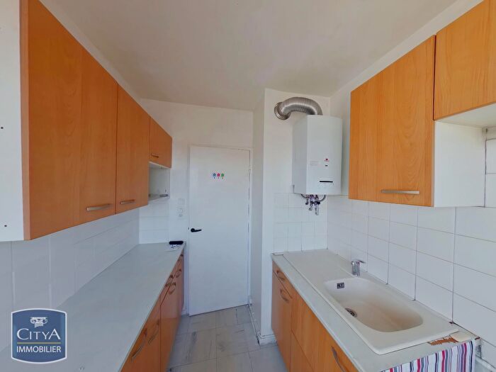 Appartement à vendre - Châtellerault, Ozon - 3 pièces - 2 chambres