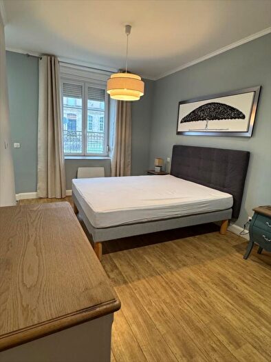 Appartement à louer - Bazailles - 2 pièces - 1 chambre