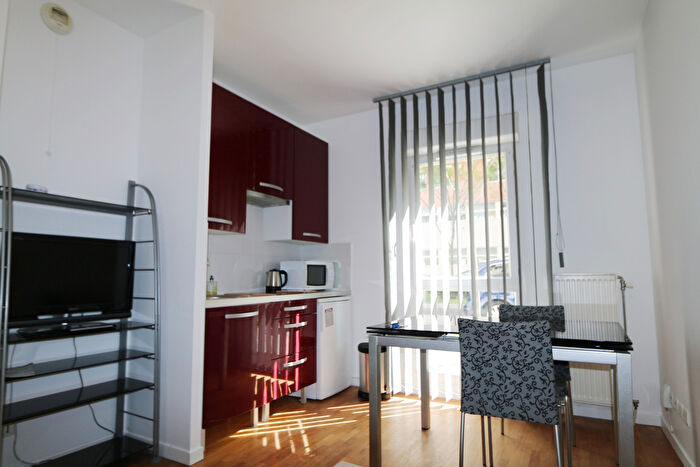 Appartement 1 pièce à vendre à Courbevoie, Faubourg de l'Arche