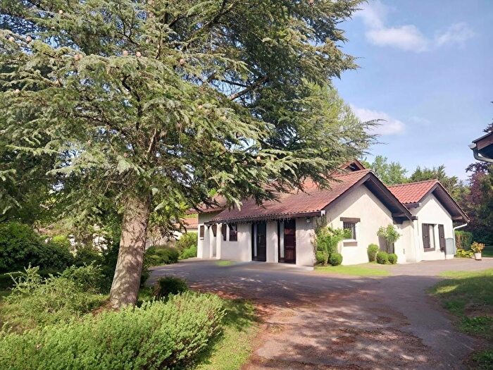 Maison 7 pièces à vendre à Roybon
