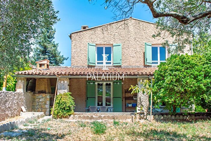 Maison 6 pièces à Château-Arnoux-Saint-Auban, à vendre