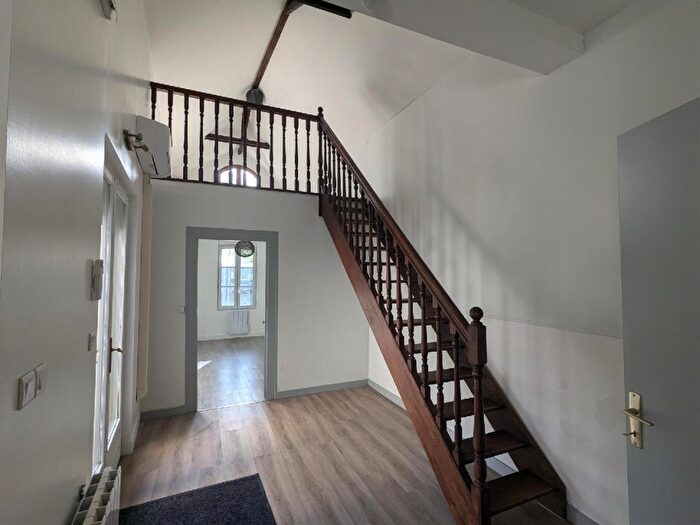 Appartement à louer - Cognac, Centre-ville, Gare - 3 pièces - 1 chambre