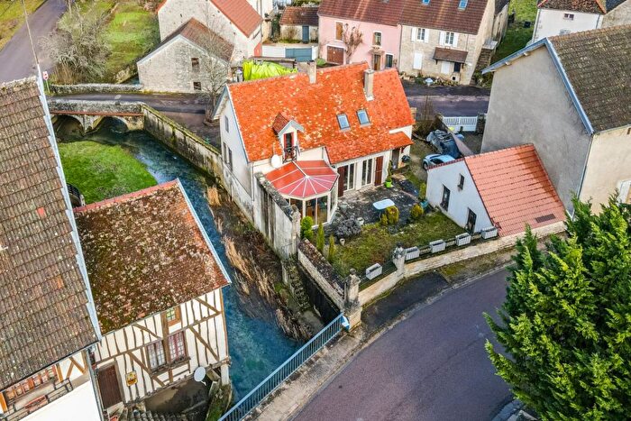 Maison à vendre - Val-Suzon - 5 pièces - 3 chambres