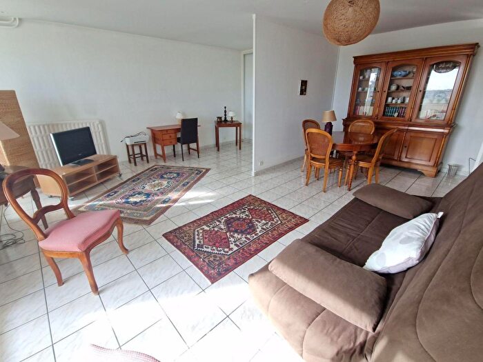 Appartement 3 pièces à vendre à La Roche-sur-Yon, Pyramides, Jean-Yole