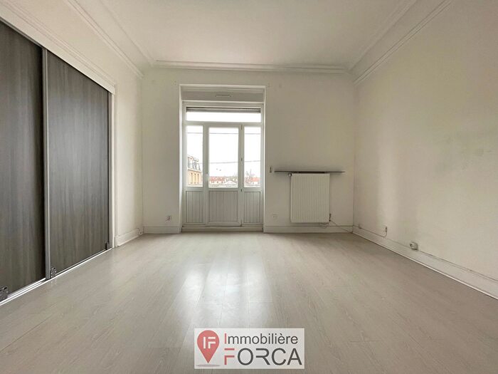 Appartement à louer - Metz, Devant les Ponts - 4 pièces - 2 chambres