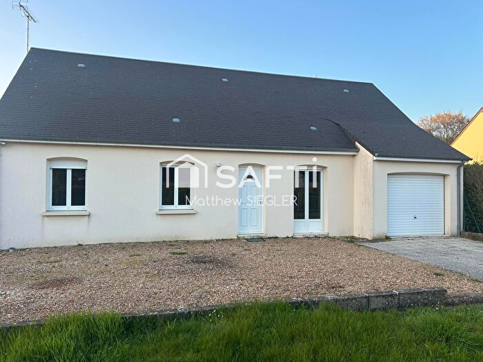 Maison à vendre - Cléré-les-Pins - 4 pièces - 3 chambres