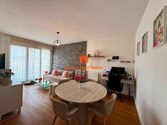 Appartement à louer - Ville-Basse, Montélimar - 3 pièces - 2 chambres