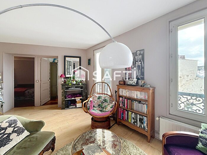 Appartement 4 pièces à Paris 18ème, Montmartre, Sacré Coeur, Abbesses, à vendre
