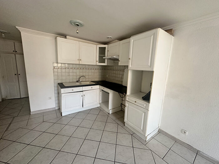 Appartement à vendre - Marseille e , Sainte-Marthe - 3 pièces - 2 chambres