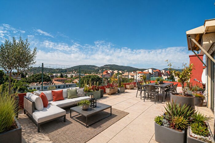 Hyères, Gare, Godillot - Appartement 3 pièces à vendre