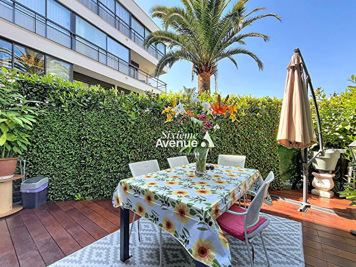 Mandelieu-la-Napoule, Minelle : Appartement 2 pièces à vendre