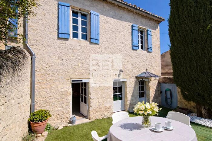 Maison à vendre - Villeneuve-lès-Avignon, Centre-ville, Stade - 3 pièces - 2 chambres