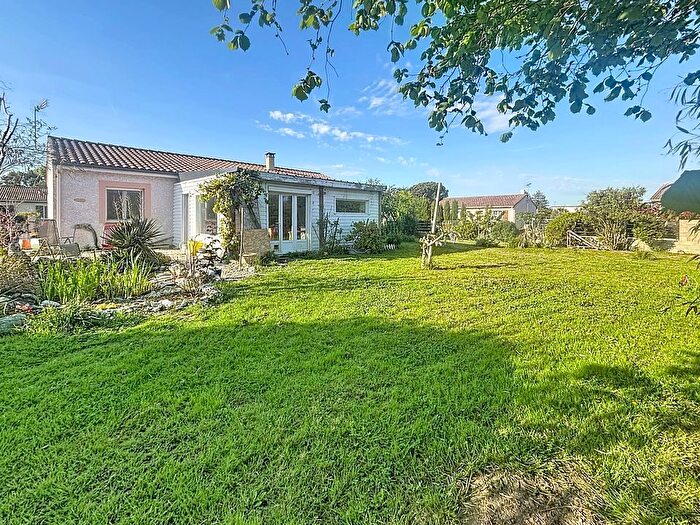 Maison 4 pièces à vendre à Lacourt-Saint-Pierre