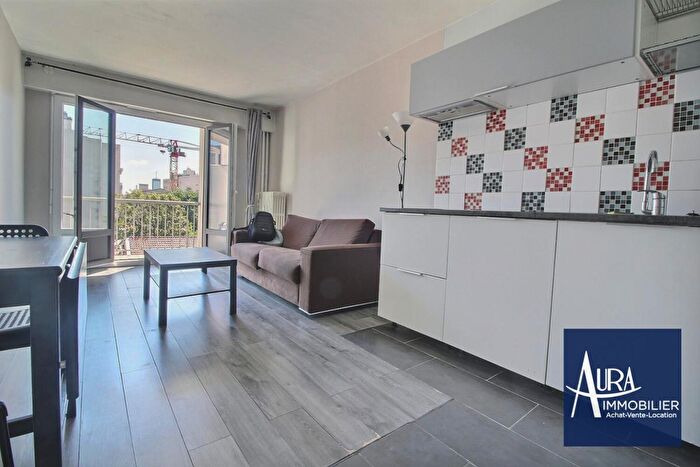 Appartement 1 pièce à vendre à Les Lilas, Bruyères, Chassagnolle
