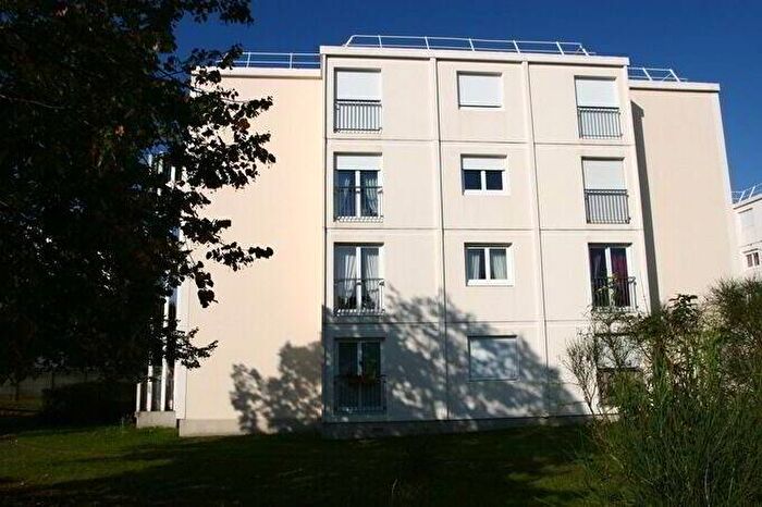Appartement 5 pièces à Les Peintres, Chatou, à louer