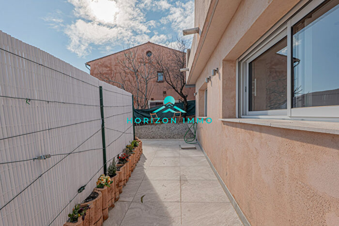 Appartement à vendre - Saint-Laurent-du-Var, Tuilière, Sainte-Petronille, Les Crottes, Tour, Iscles - 2 pièces - 1 chambre