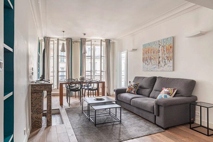 Appartement 4 pièces à louer à Vendôme, Paris 1er arrondissement