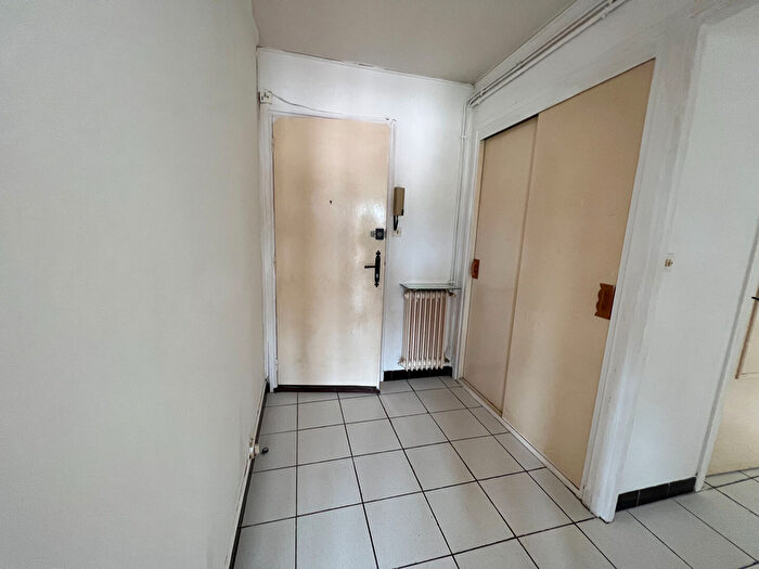 Appartement 4 pièces à vendre à Moulins, Gâteaux, Clos de Bourgogne