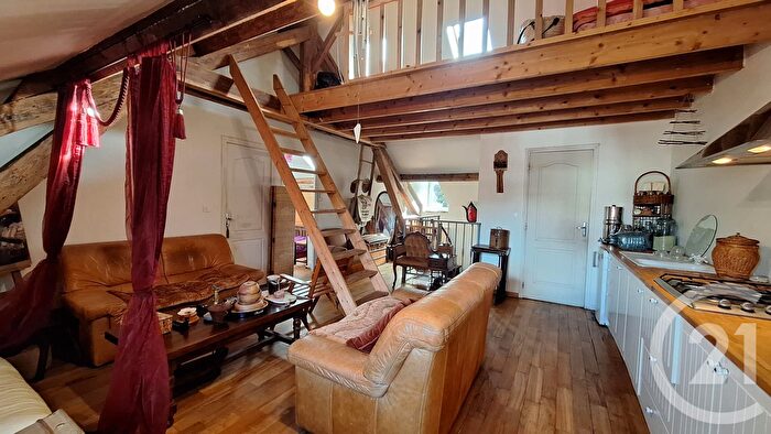 Appartement à louer - Périgueux, Centre-ville, La Gare, Saint-Martin - 3 pièces - 2 chambres