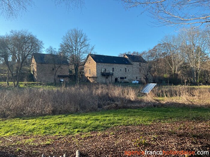 Maison à vendre - Château-Chervix - 10 pièces - 6 chambres