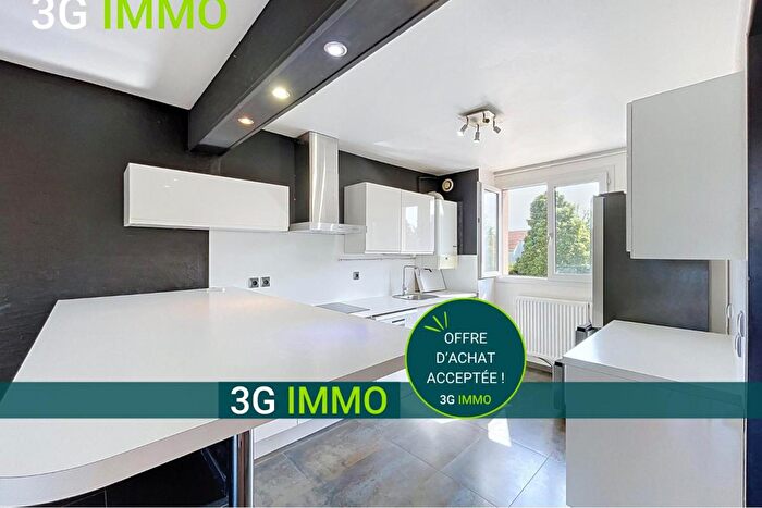 Appartement 5 pièces à vendre à Issou